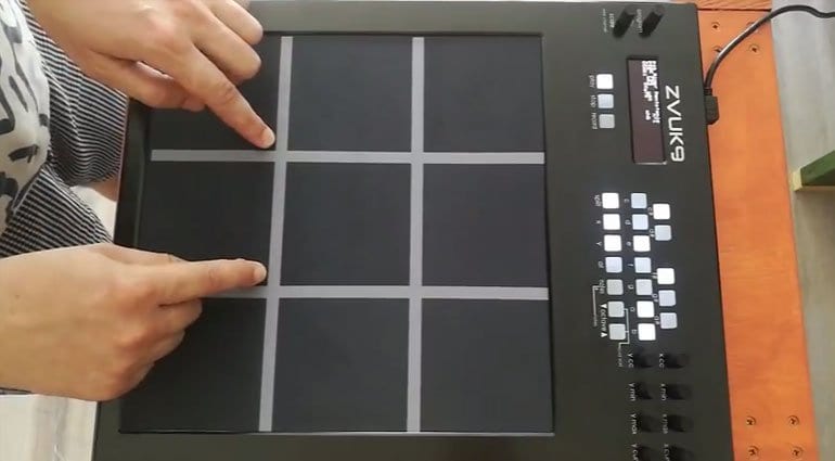 立派な Xy Midi Pad らさhぽどりぶて 