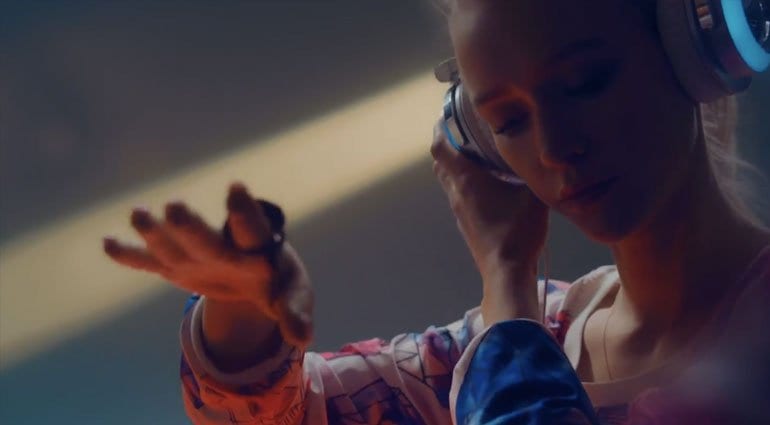 Wave at your gear with this finger based MIDI controller jewelry ...