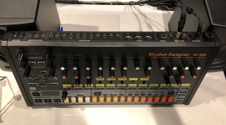 Knobcon 2018: First look at the finished Behringer RD-808 Rhythm Designer - gearnews.com