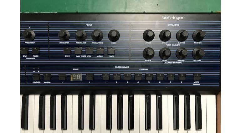 Behringer UB-Xa - first photos of their completed Oberheim clone ...