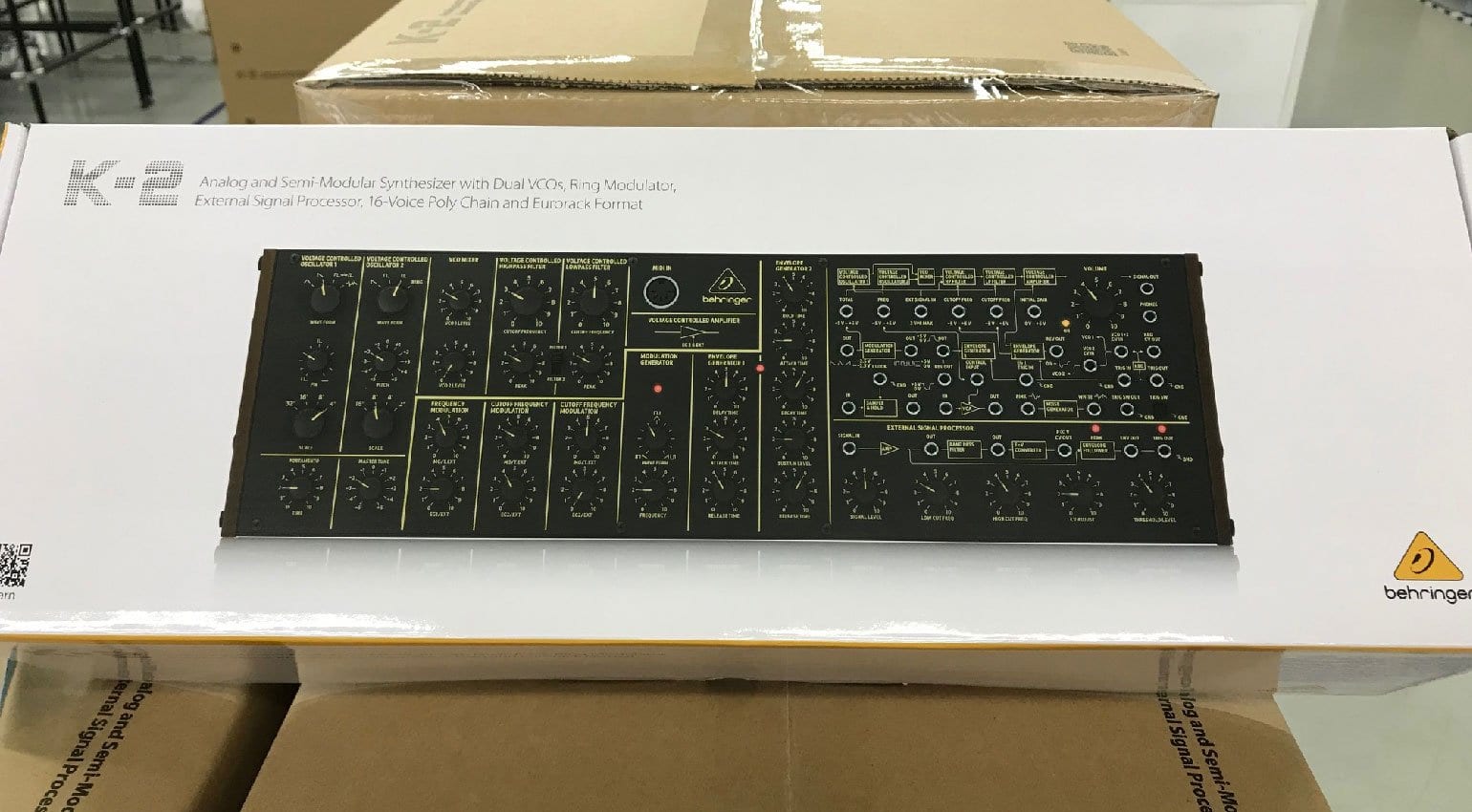 Behringer Model 15: Semi-modular with Grandmother style - gearnews.com