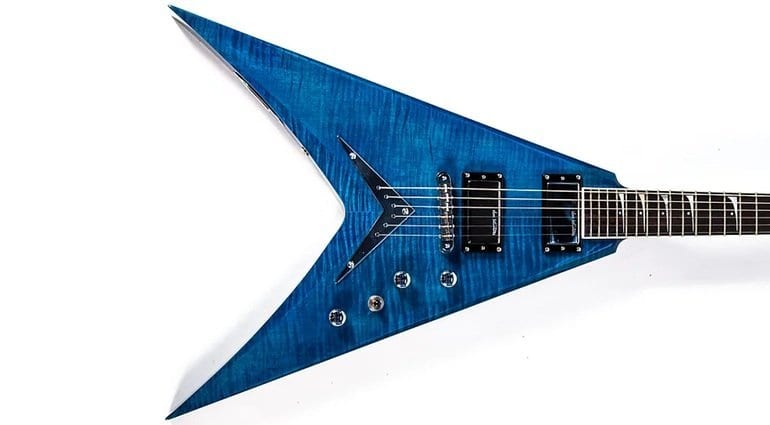 Megadeth's Dave Mustaine is auctioning off signature guitars ...