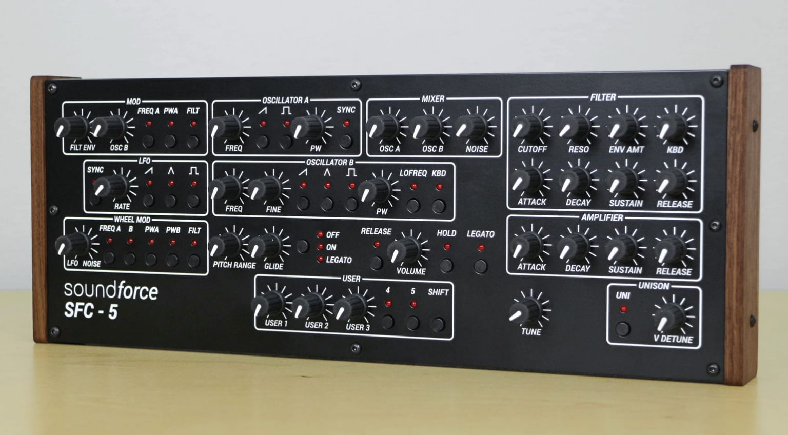 Soundforce Sfc 8 Jupiter 8 Style Midi Controller For Software And