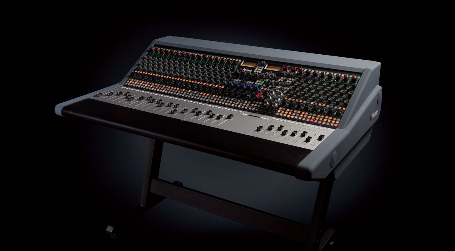 AMS Neve 8424: 80-series sound for modern hybrid studios - gearnews.com