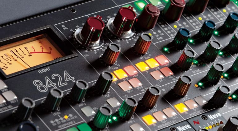AMS Neve 8424: 80-series sound for modern hybrid studios - gearnews.com
