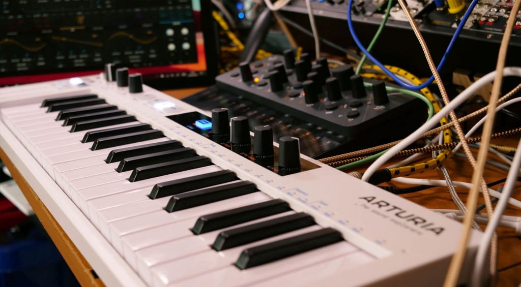 Review: Is the Arturia KeyStep 37 the perfect MIDI and Modular controller? - gearnews.com