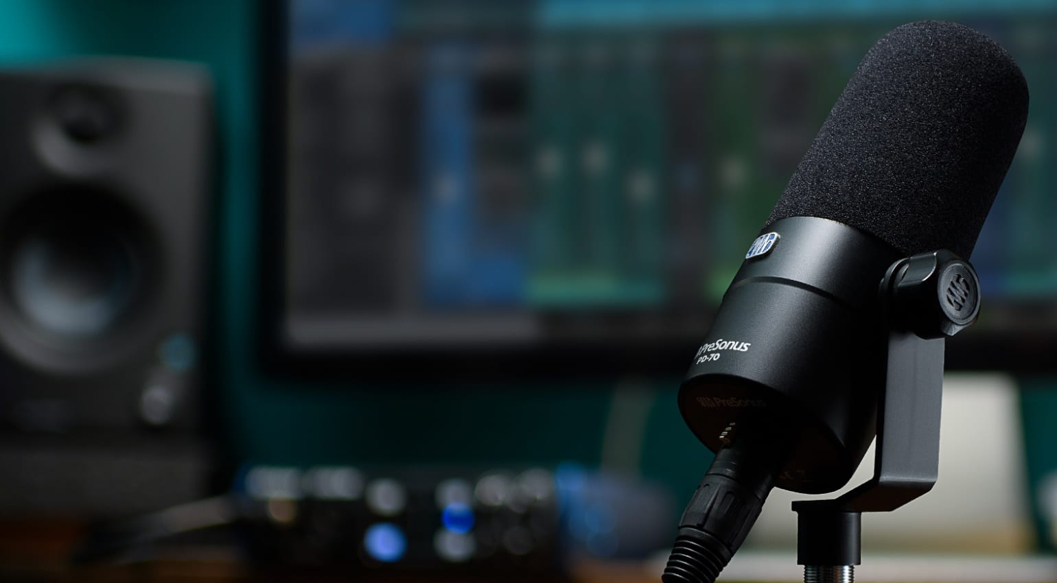 the t.bone MB 7 Beta USB: dynamic mic for podcasting, studio and more ...