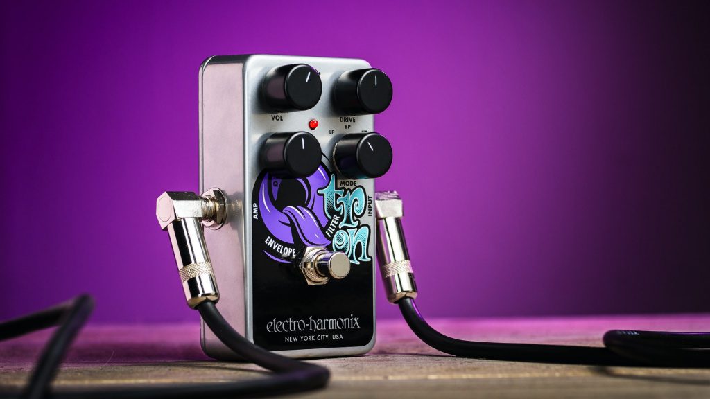 Behringer Octave Divider: A clone of the classic 1970s Mu-Tron Octave ...