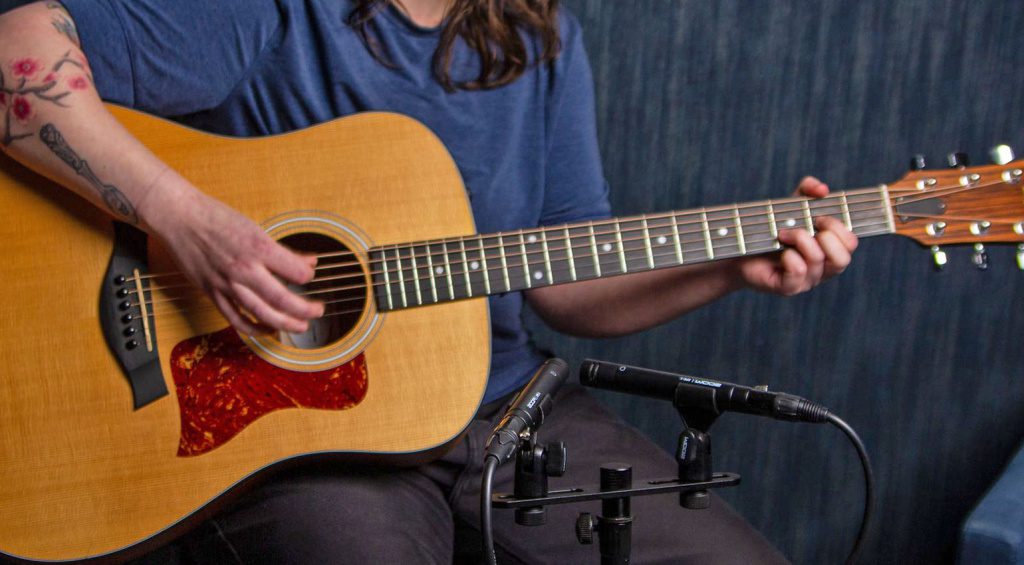 Zoom R12 MultiTrak has 8-channel recording & FX - gearnews.com