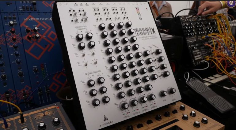 Superbooth 22: Finegear Dirt Magnet multi vintage effects lab - gearnews.com