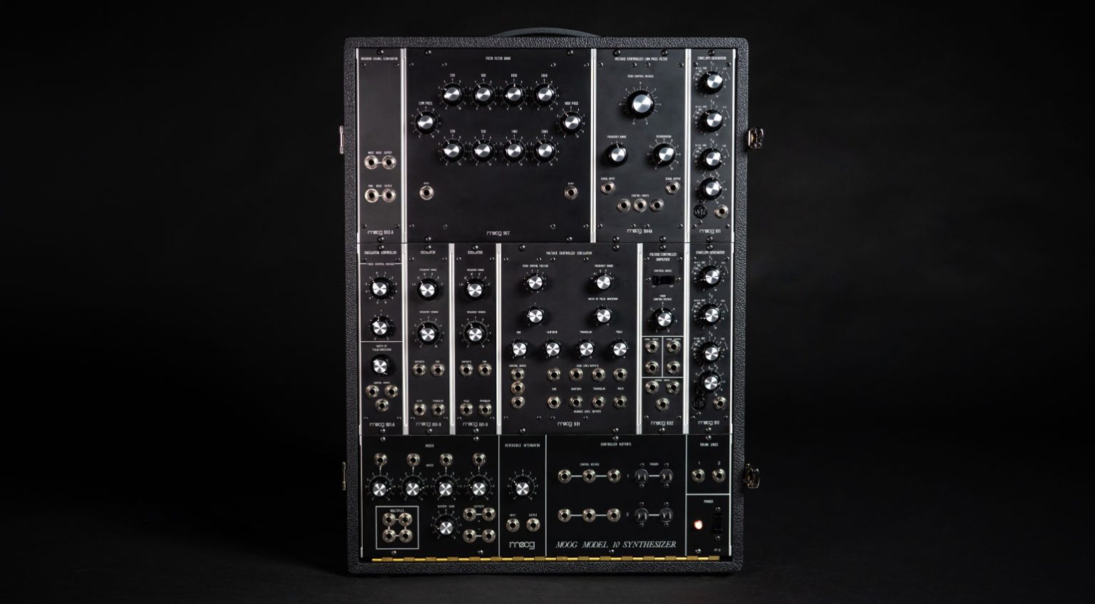Moog Model 10: Legendary cabinet modular back in production - gearnews.com